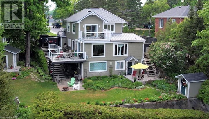 Bracebridge Falls House With 2 Units - Bracebridge