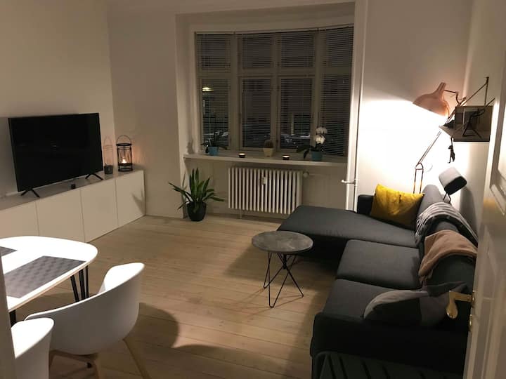 Charming 70 Sm. Apartment In The Heart Of ØSterbro - Copenhague