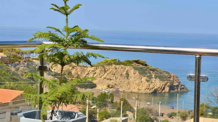 Apparemment Vue Sur Mer(a) - Algeria