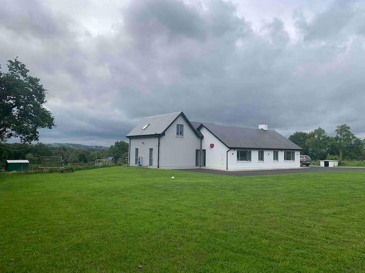 Family Friendly Luxurious Home - Killaloe