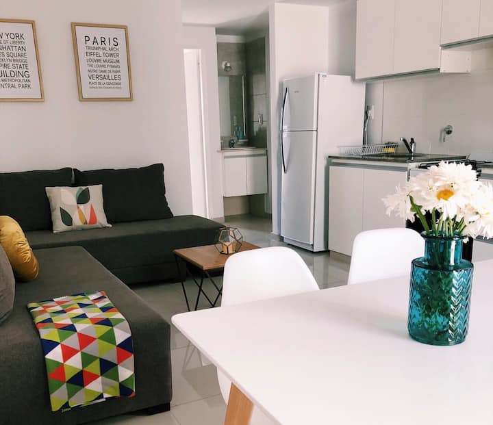 Departamento Excelente Ubicación Con Cochera - Mendoza