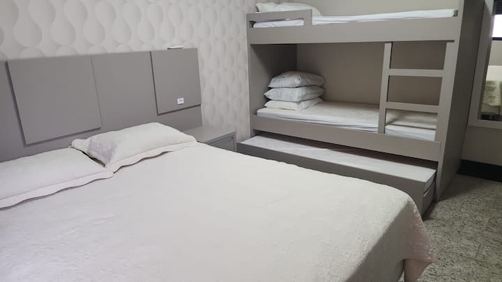 Apartamento Beira Mar No Centro De Meia Praia - Itapema