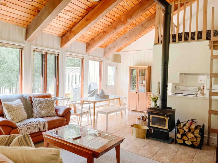 Chalet Alpin D’orford (Piscine Chauffée & Tennis) - Orford, QC