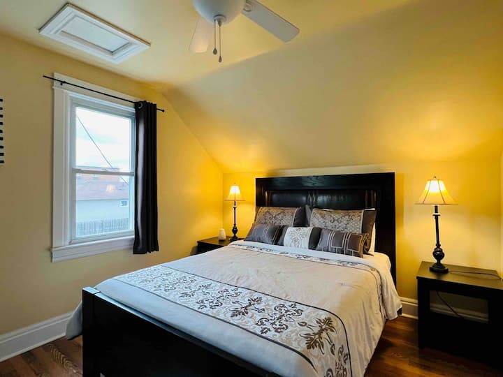 2 Bed Home Near The Falls - St. Catharines