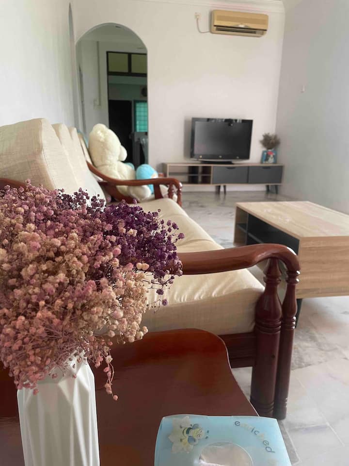 129 Road Kluang Homestay 1️⃣2️⃣9️⃣🏠
居銮129公路名宿 - Kluang