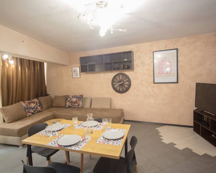 Aleks Holiday-top Center,sea Garden,free Parking - Burgas