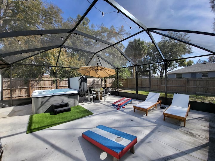 Ybor City/ Downtown 5 Bedrooms With Hot Tub - Tampa, FL