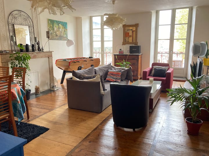 Chambre Dans Grand Appartement Place Marcadieu - Tarbes