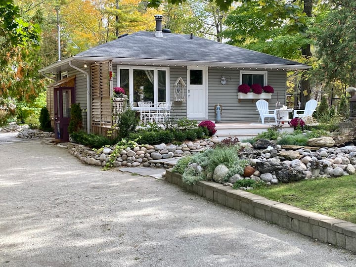 Forget Me Not Cottage - Collingwood