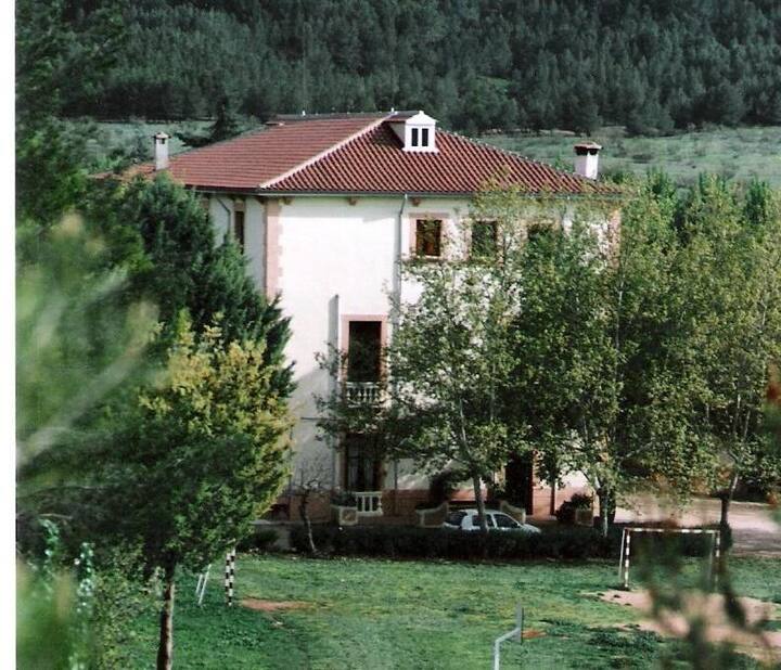 Granja Escuela Atalaya De Alcaraz (Albacete) - Alcaraz