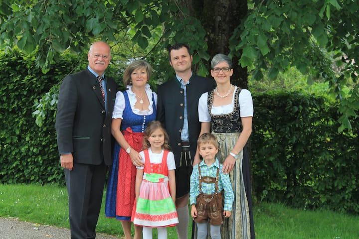 Pension Winter
2 Zimmer Wohnung Seeblick (2.stock) - Mondsee