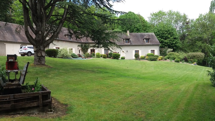 Le Logis La Ravenne, Chambre Cellier - Épernay