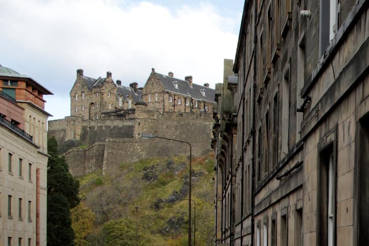 Edinburgh City Centre Spacious Elegant Near Castle - Edimburgo