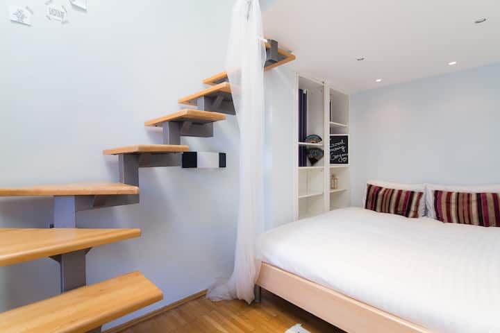 Quaint Awesome Apartment In City Center - Prague