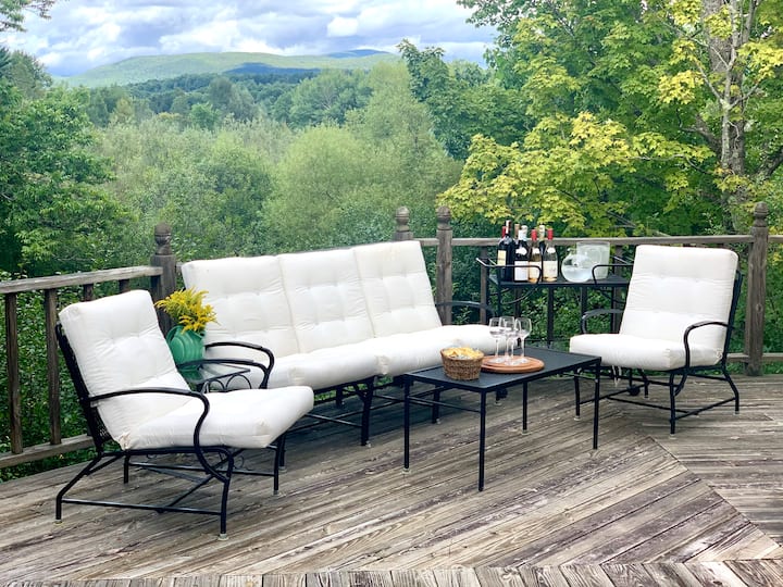 Manchester Home With Views, And Walk To Town - Manchester, VT