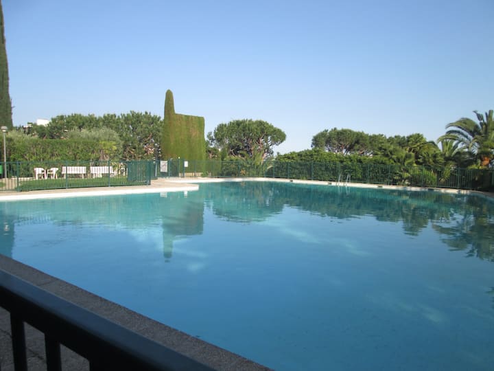 Studio 32 M2, Terrasse 12 M2, Sud, Mer à 1 Km 500 - Nice