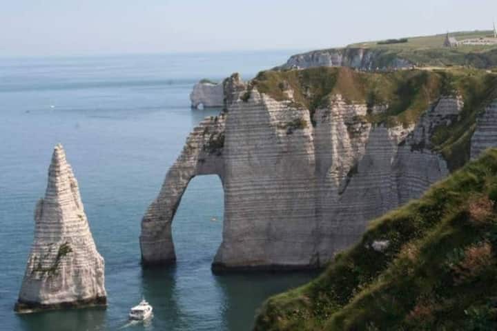 Etretat Hypercentre Duplex 50m De La Mer & Parking - Étretat
