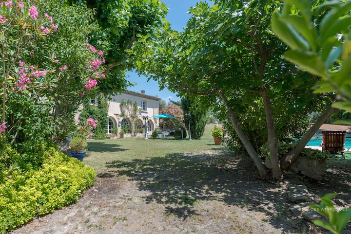 Loft Dans Mas En Pierre Du 19ème Avec Jardin - Saint-Cannat