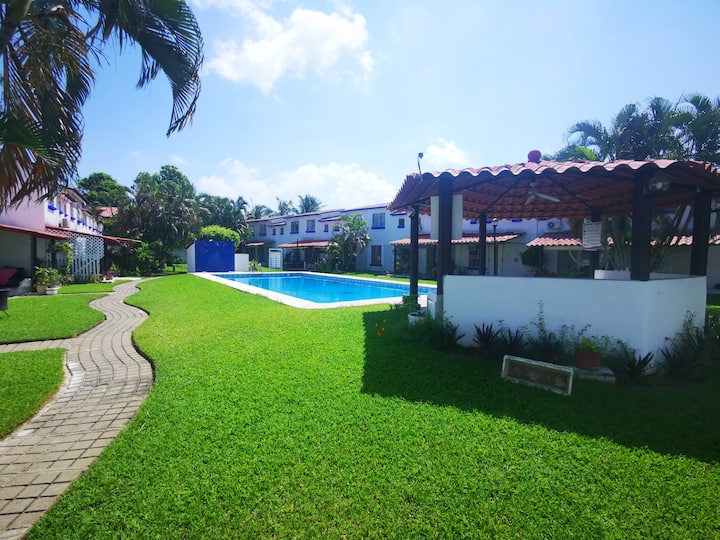 La Más Cómoda En La Zona - Acapulco
