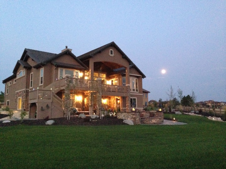 Golf Course Estate Near Af Academy - Colorado Springs, CO