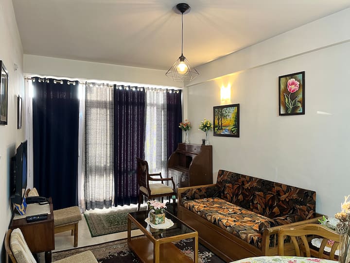 Valley View Artist Retreat - Shimla