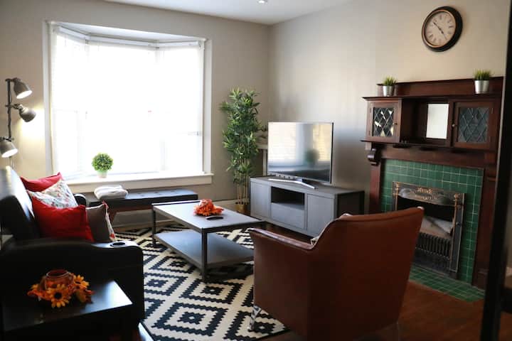 Magnificent Downtown Queen W Suite - New Reno - Toronto
