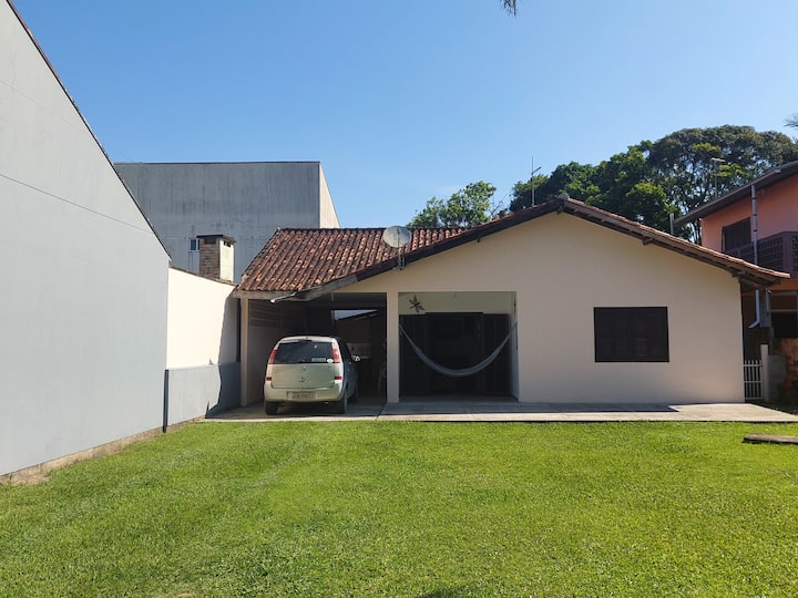 Bela Casa, Ideal Para A  Família. - Itapoá