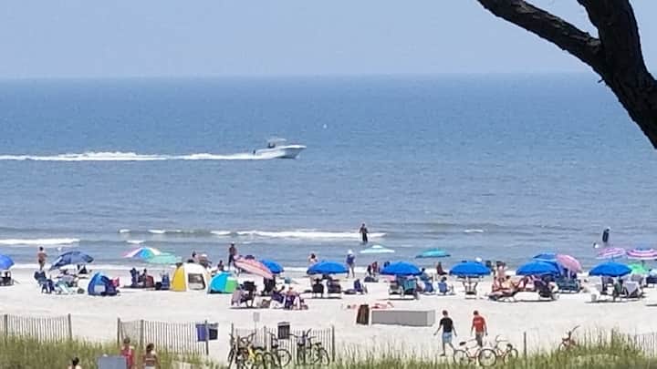 Direct Oceanfront With Pool & Walkable To Coligny - South Carolina