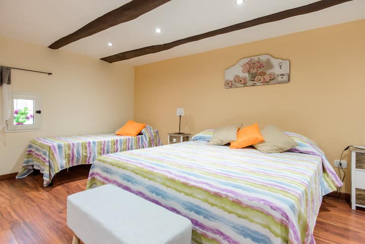 Annie's Home: The Best Cozy Choice In Naples! - 나폴리