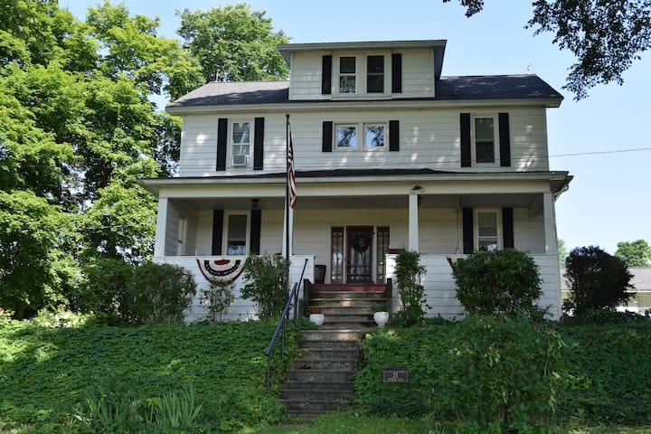 Shoff-read Century Farmhouse Vacation Rental - DuBois, PA