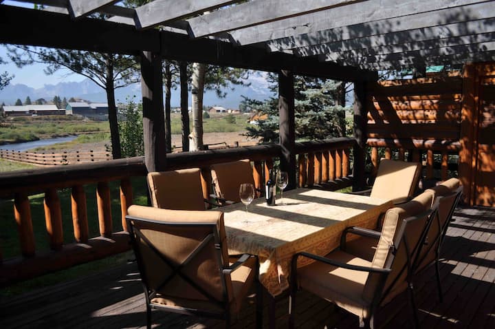 Beautiful Stanley Guest House - Stanley Lake, ID