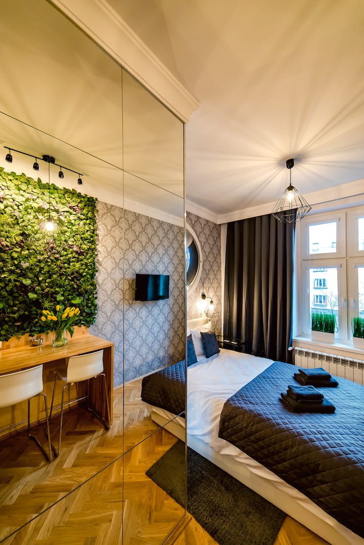 Słowackiego Apartment Studio With Jacuzzi And View - Krakau