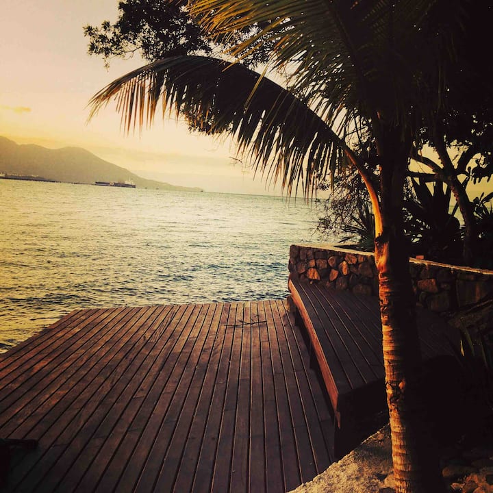 Casa Sol E Mar - Com Acesso A Praia Particular - Ilhabela
