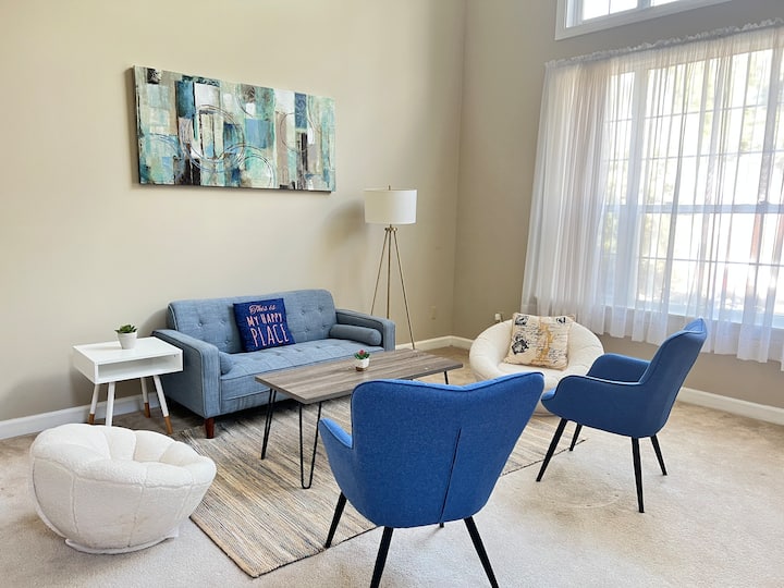 Spacious And Cozy 4 Br/2.5 Bath - Suwanee, GA