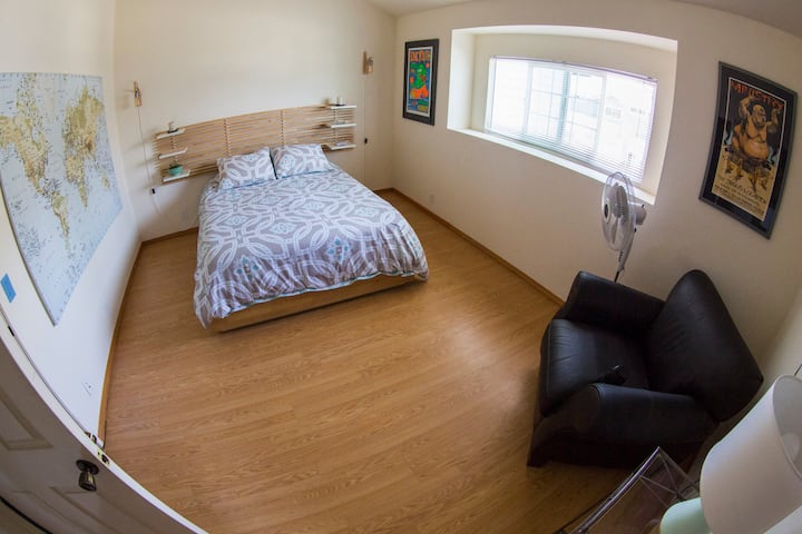 Tranquil Coastal Encinitas Getaway Master Suite - Encinitas, CA