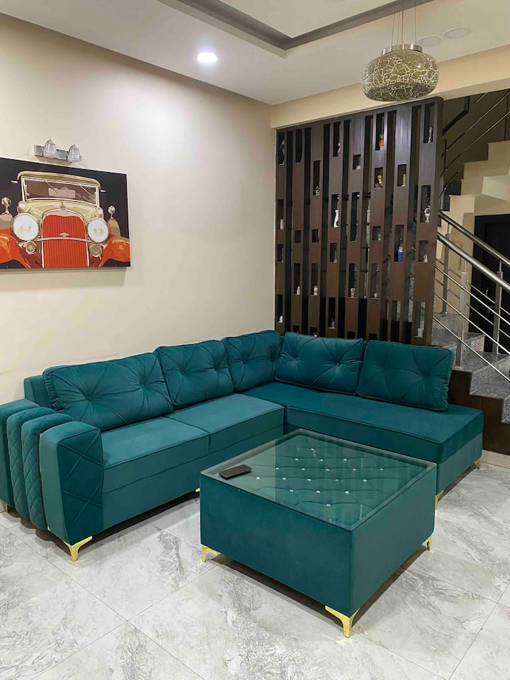 Luxury Villa - ノイダ