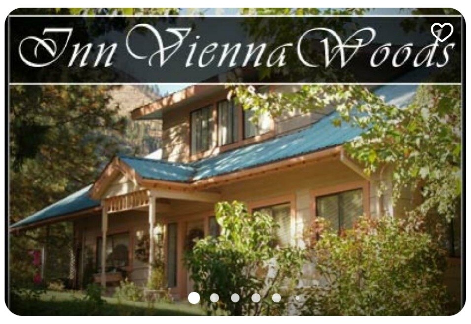 Strauss Suite- Private Room by Leah - Cottages for Rent in Leavenworth ...