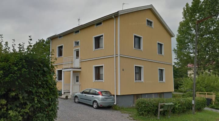 Parvekkeellinen Kaksio Rauhallisella Alueella - Tampere