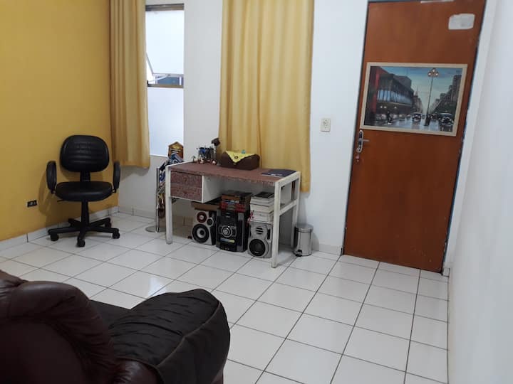 Apto Ap. Goiania Simples Porém Muito Aconchegante! - Goiânia