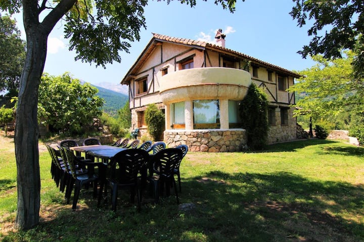 Casa Rural En La Montaña. "El Hogar De Gredos". - Arenas de San Pedro