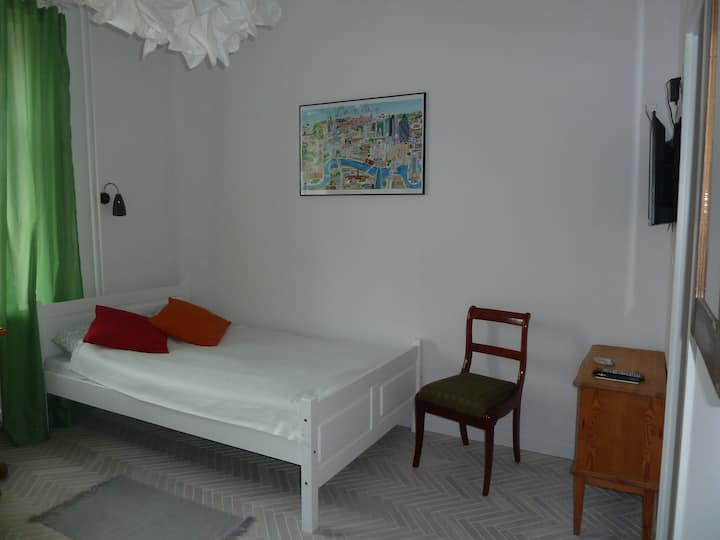 Small Apt. Near Central Station - Varşova