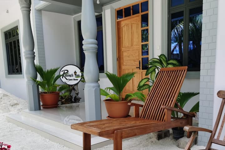 Entire House 4 Rooms With Kitchen - Maldives