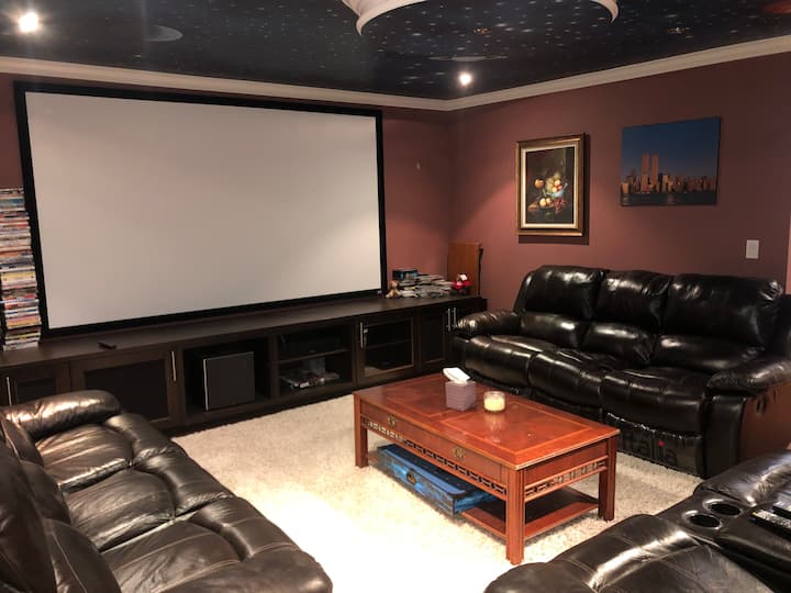 Cozy Private Suite Near Sfu - Port Moody