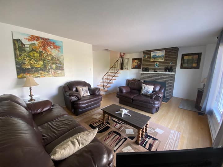 Ultra Spacious & Very Private 2 Bedroom Apartment - Gatineau