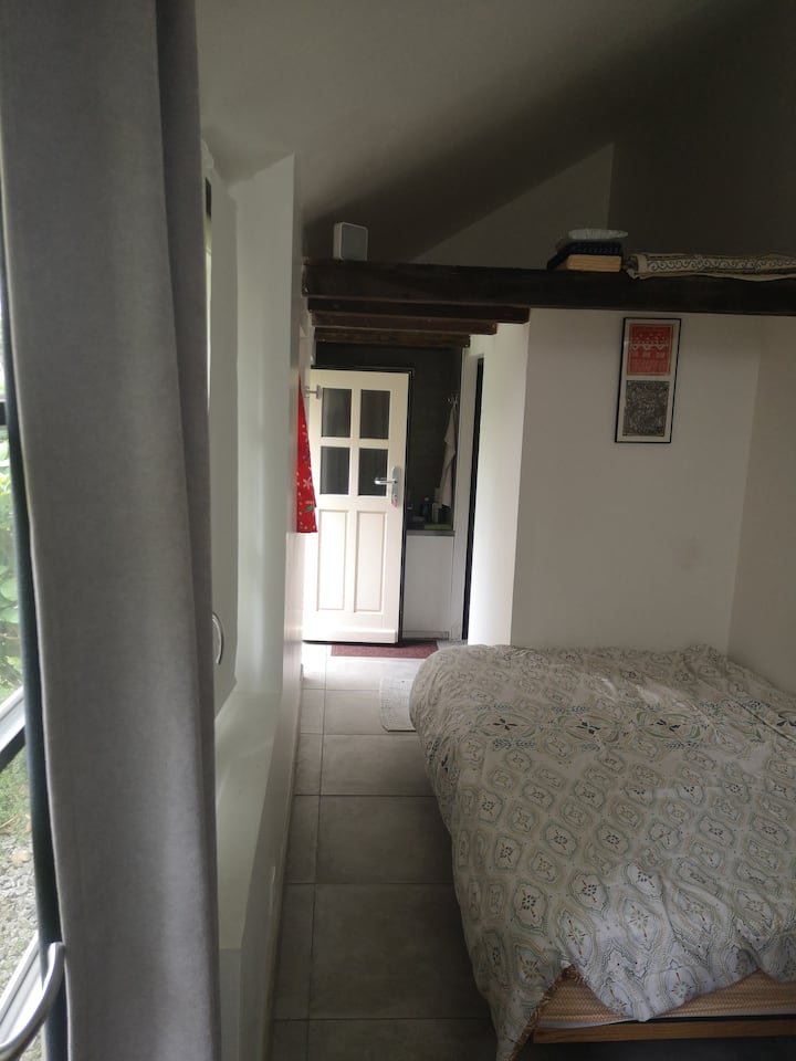 Maisonnette Dans Beau Jardin . - Strassburg