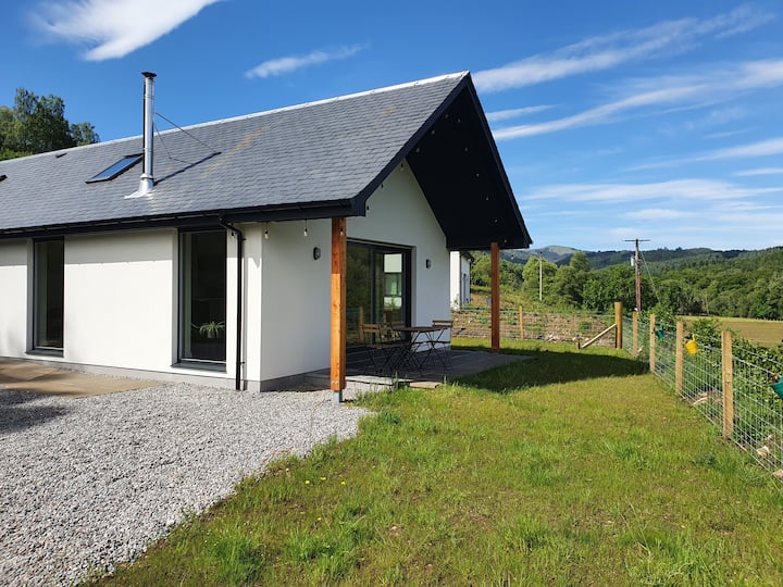 Invergarry, Between Skye, Fort William & Inverness - Invergarry