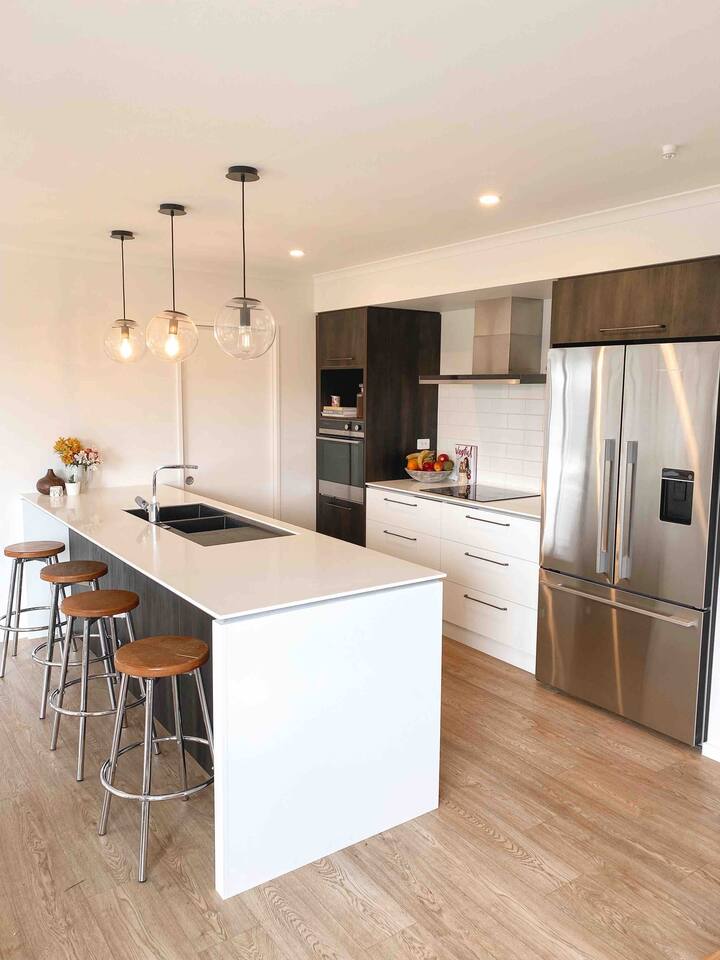 Cosy Family Home In Richmond - Brightwater