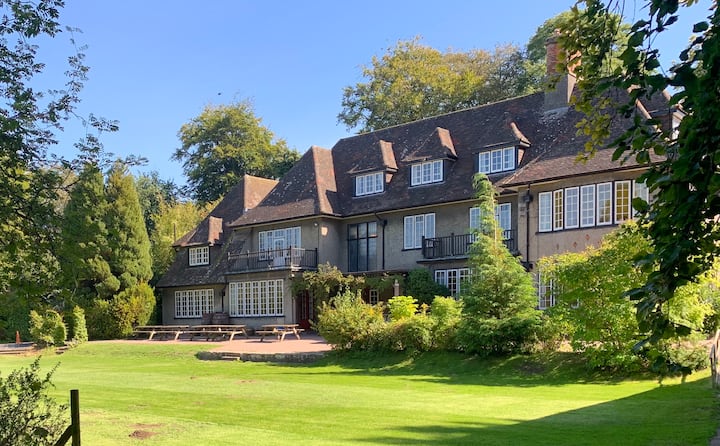 Beautiful House And Grounds In Rural Wiltshire - Chippenham