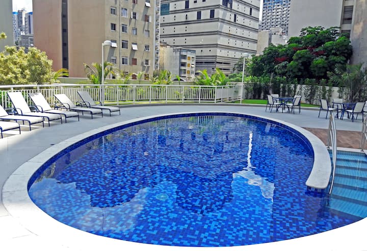 Apto. Próx. A Av Paulista, 2 Piscinas E Vaga - São Paulo