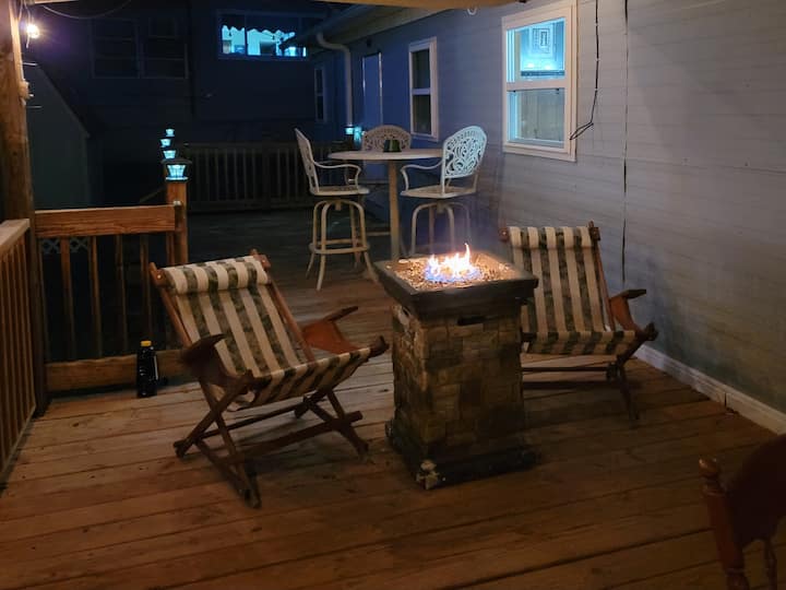 Hart's Hideaway - Stockton Lake, MO